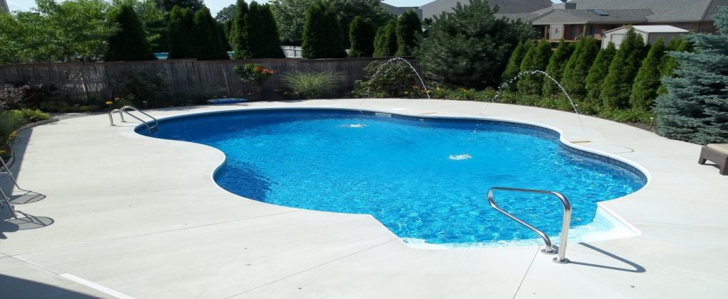 Traditional Pools | WaveMaker Pool Spa Showroom